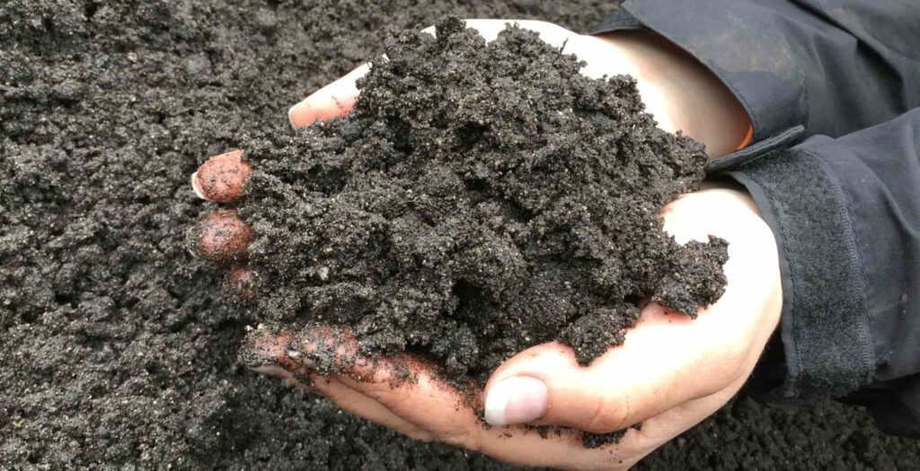 Quality garden soils is the foundation for fantastic flower or vegetable gardens. - T&R Contracting